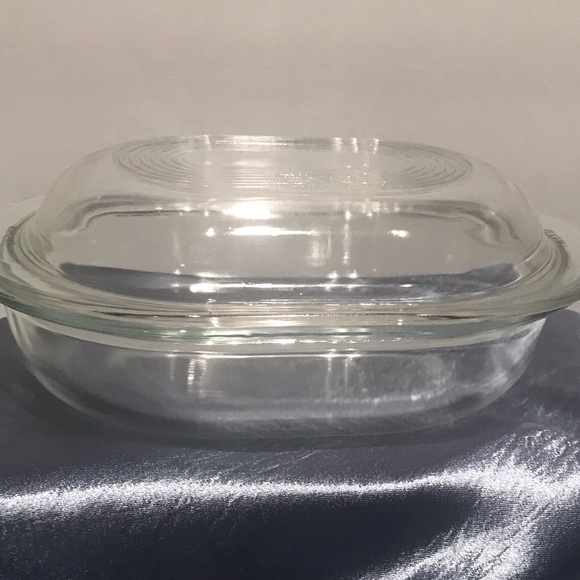 Pyrex | Kitchen | Vintage Pyrex Clear Oval Refrigerator Dish With Lid ...